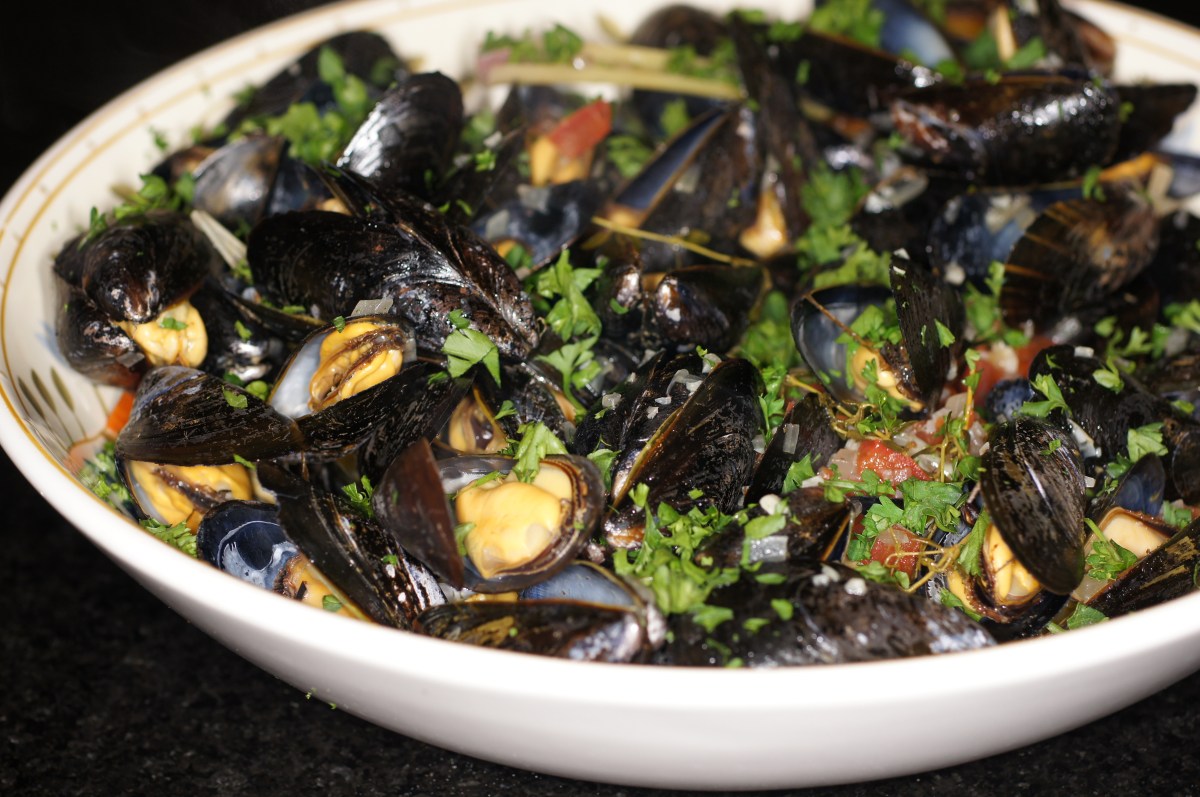 Mussels, Baby Lady’s Way | REMCooks