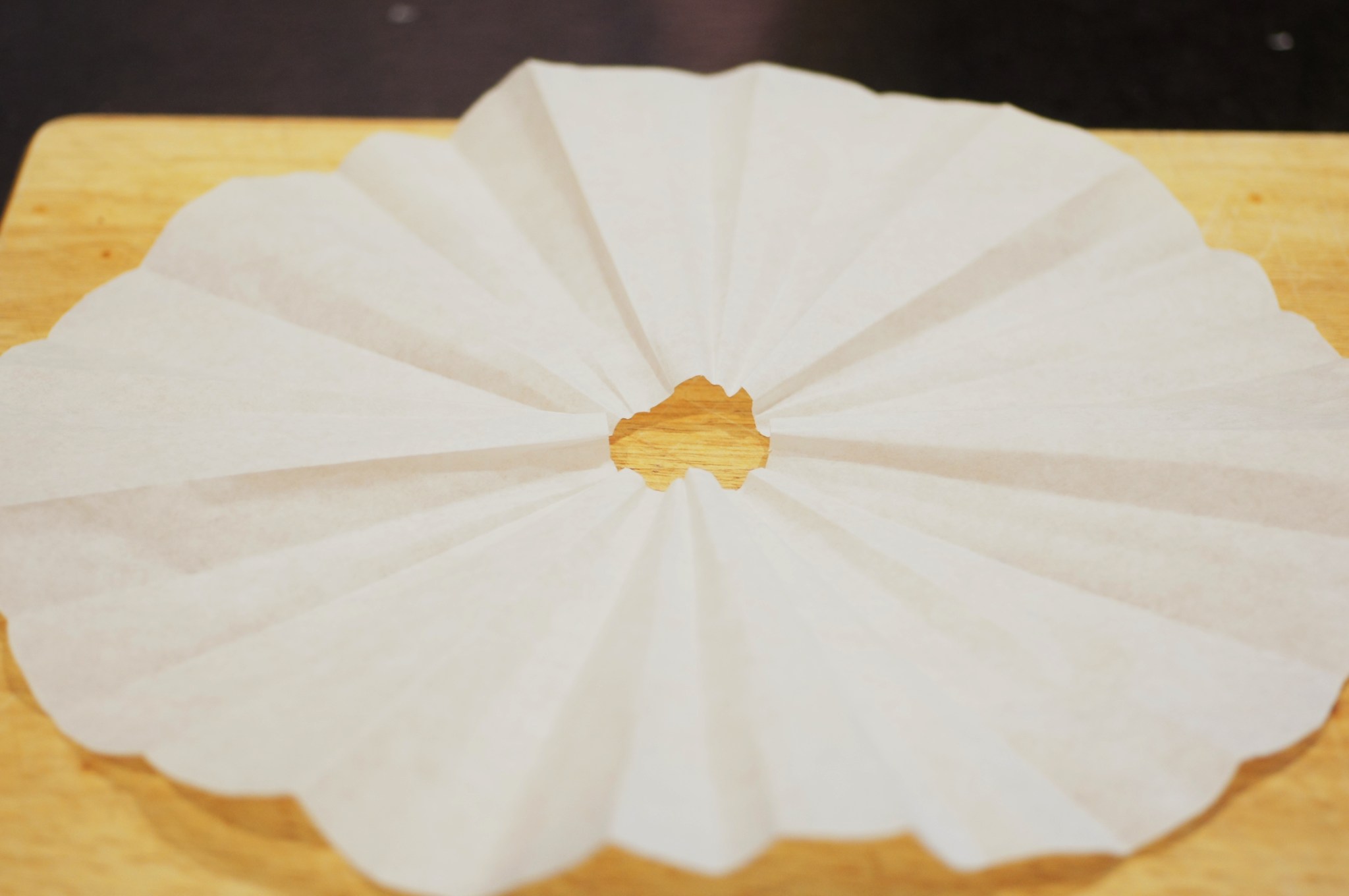 How to Make a Parchment Paper Lid (Parchment Cartouche) | REMCooks