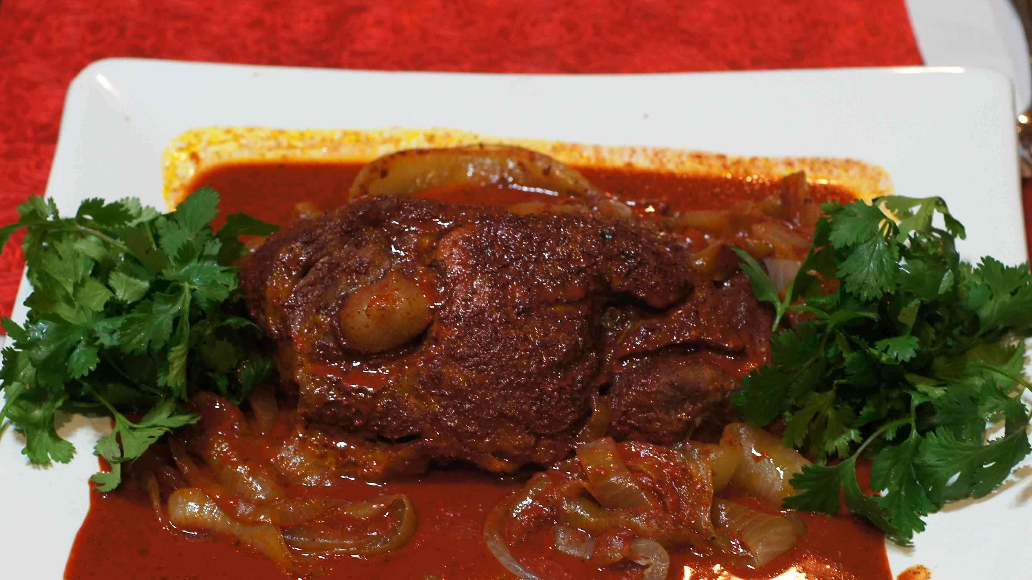 Cochinita Pibil (Achiote Slow Roasted Pork Shoulder Wrapped in Banana ...